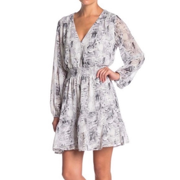 19 Cooper | Dresses | 9 Cooper Gray Snake Pattern Ling Sleeve Smocked ...
